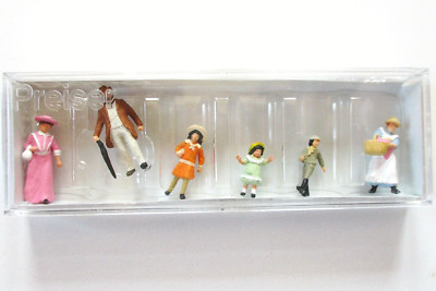 HO Preiser Figures # 12132 Old Time People : FAMILY WALKING (SHIPS from ...