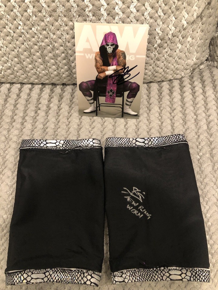 AEW Shawn Spears Ring Worn Knee Pads (purple) Signed | eBay