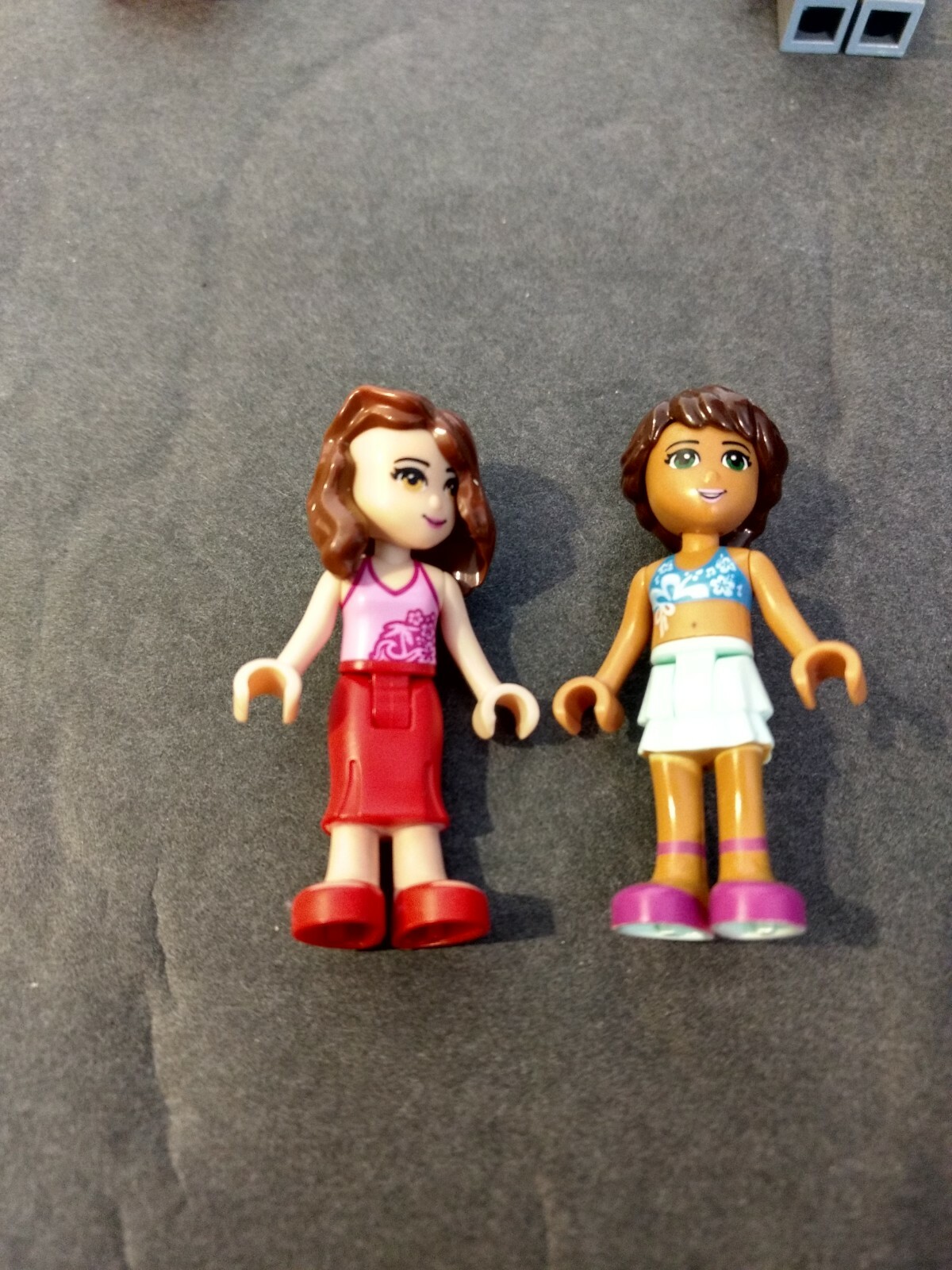 Lego friends 2 minifigures two ladies | eBay