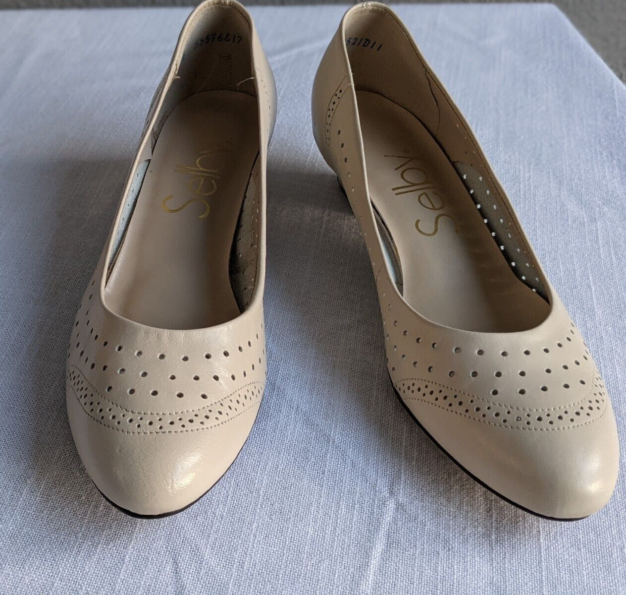 Vtg 1991 Selby LISA Women 10B Bone Pumps Leather Comf… - Gem