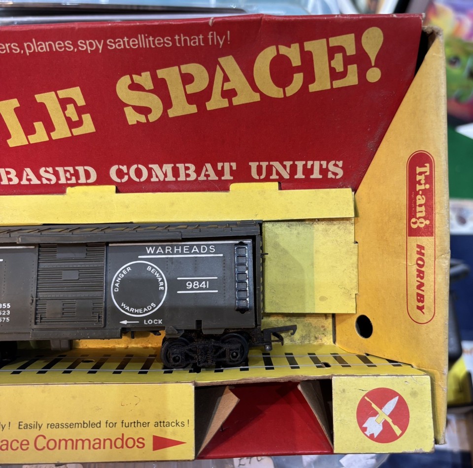 Rare Triang Hornby, OO R249 Battle Space Exploding Car, BOXED | eBay UK