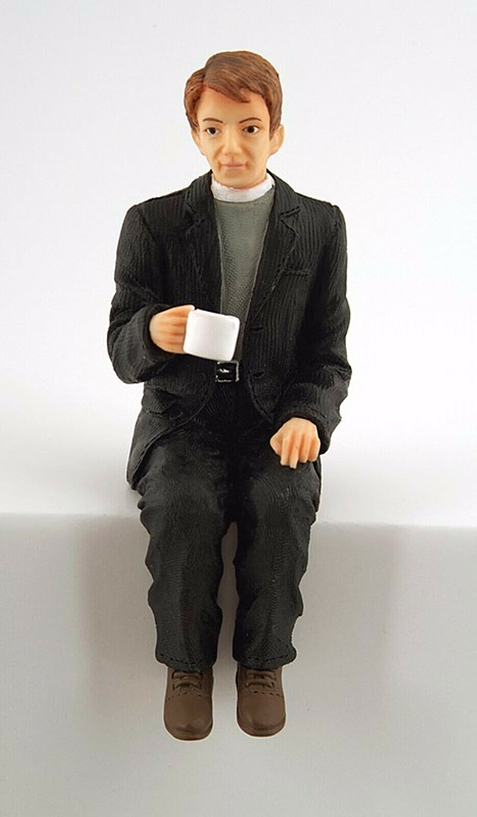 DOLLS HOUSE DOLL 1/12th SCALE VICAR TAKING TEA RESIN FIGURE | eBay