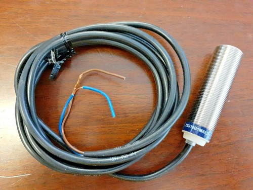 New Telemecanique Inductive Proximity Switch XS618B1MAL2 24V...240V ...
