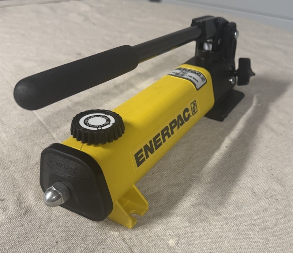 ENERPAC P392 Hydraulic Hand Pump 200psi 1st Stage | eBay