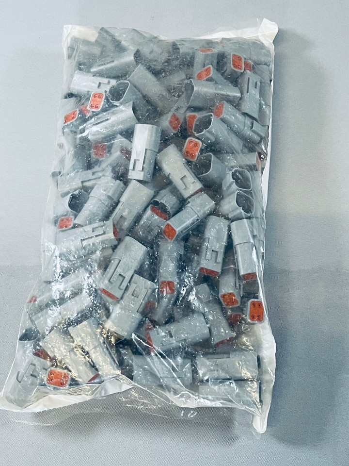 Amphenol Sine AT04-4P AT Series 4-Pin Male Receptacle, 14AWG to 20AWG ...