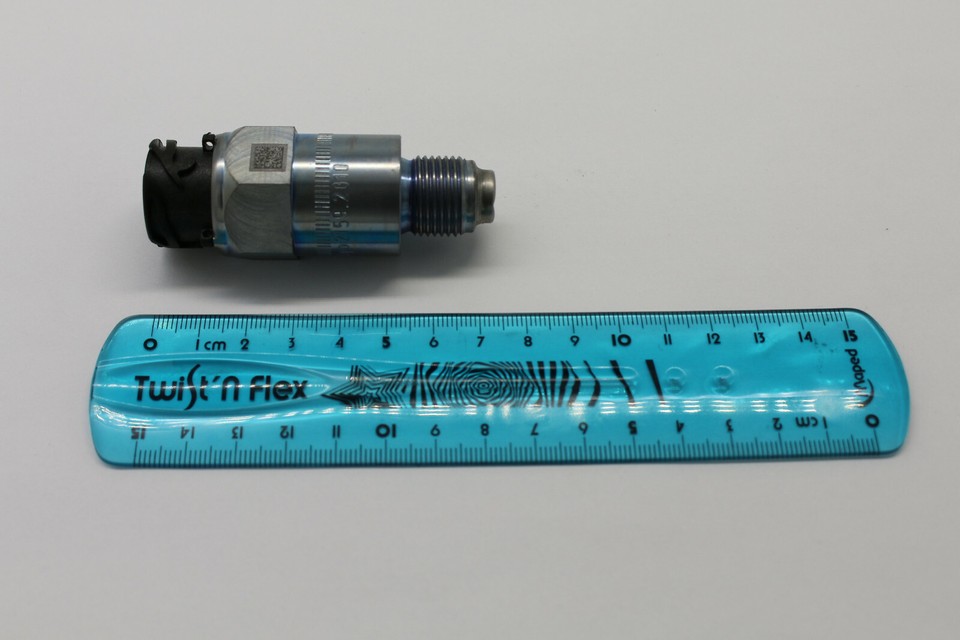 Speed Sensor VDO Type 21592010 for Truck | eBay