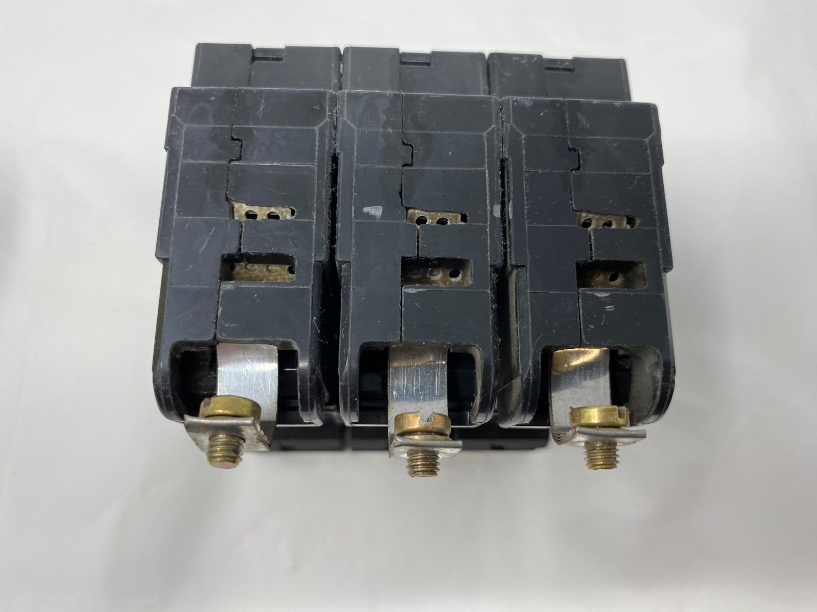 Square D Schneider Electric EHB34015 3P 3PH 15A 480Y/277V Circuit ...