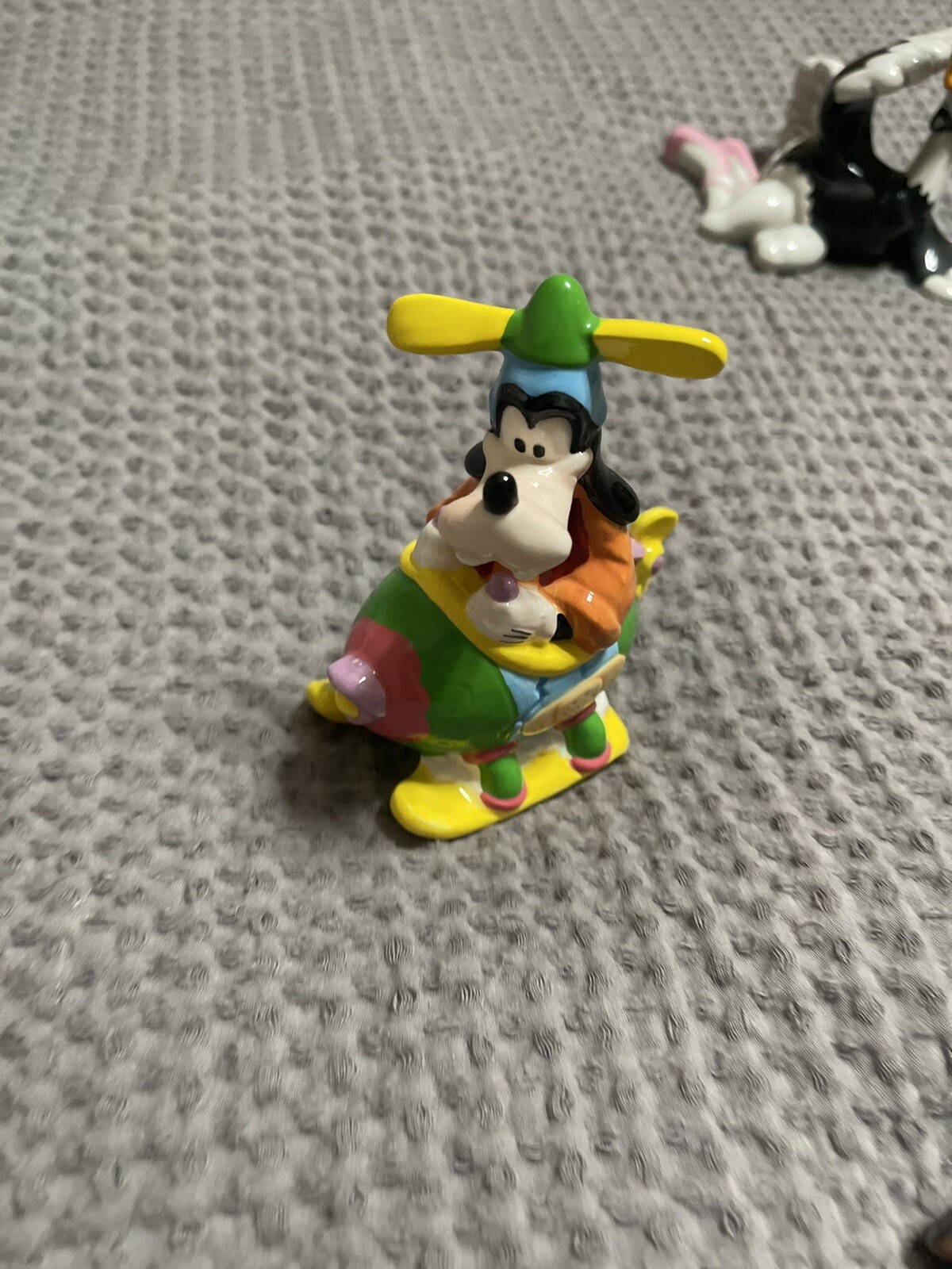 Vintage Disney Goofy In Helicopter Enesco Porcelain Figurine | eBay