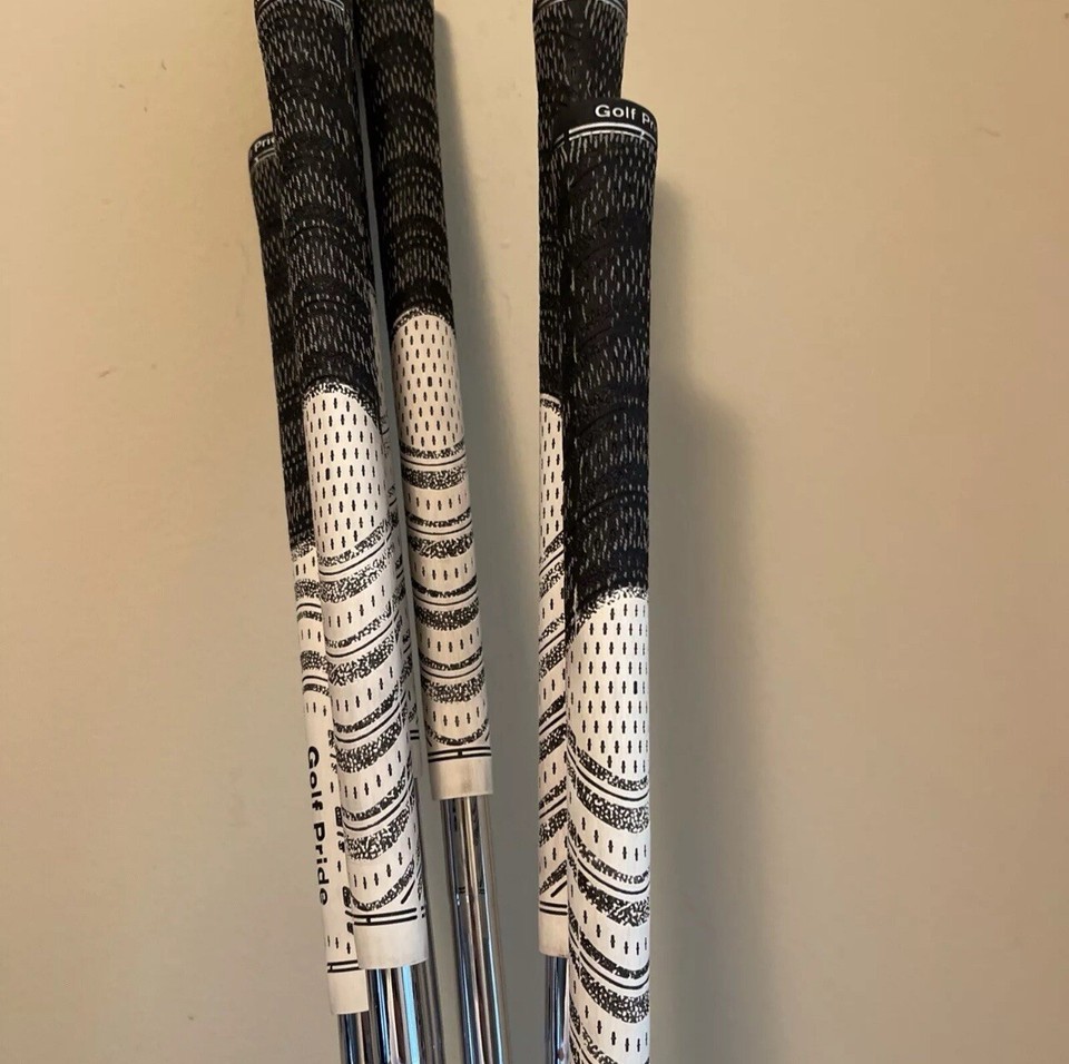 Titleist 712 CB Iron Set 4-PW True Temper Dynamic Gold X100 X-Stiff RH ...