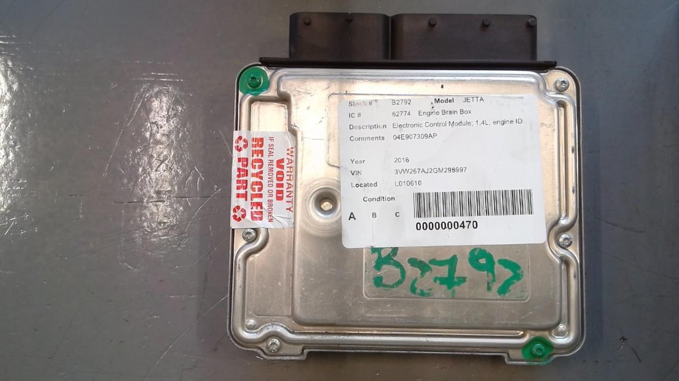 VOLKSWAGEN PASSAT Engine Control Module HW:04E 906 023 AP SW:04E 906 ...