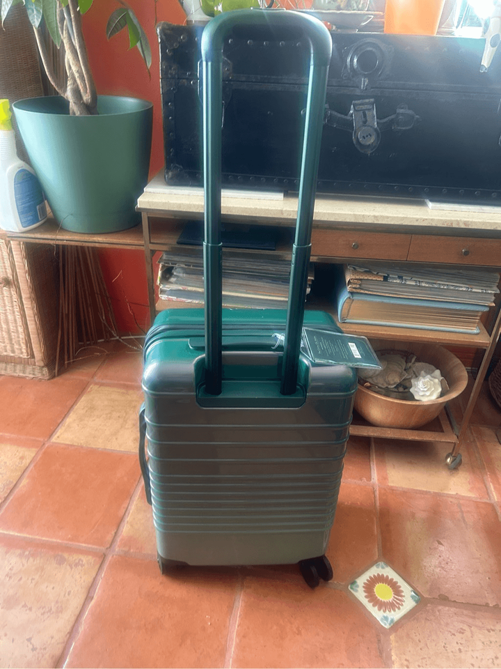 NWT Beis x Wicked Carry on Roller Luggage Suitcase in Wicked Green | eBay