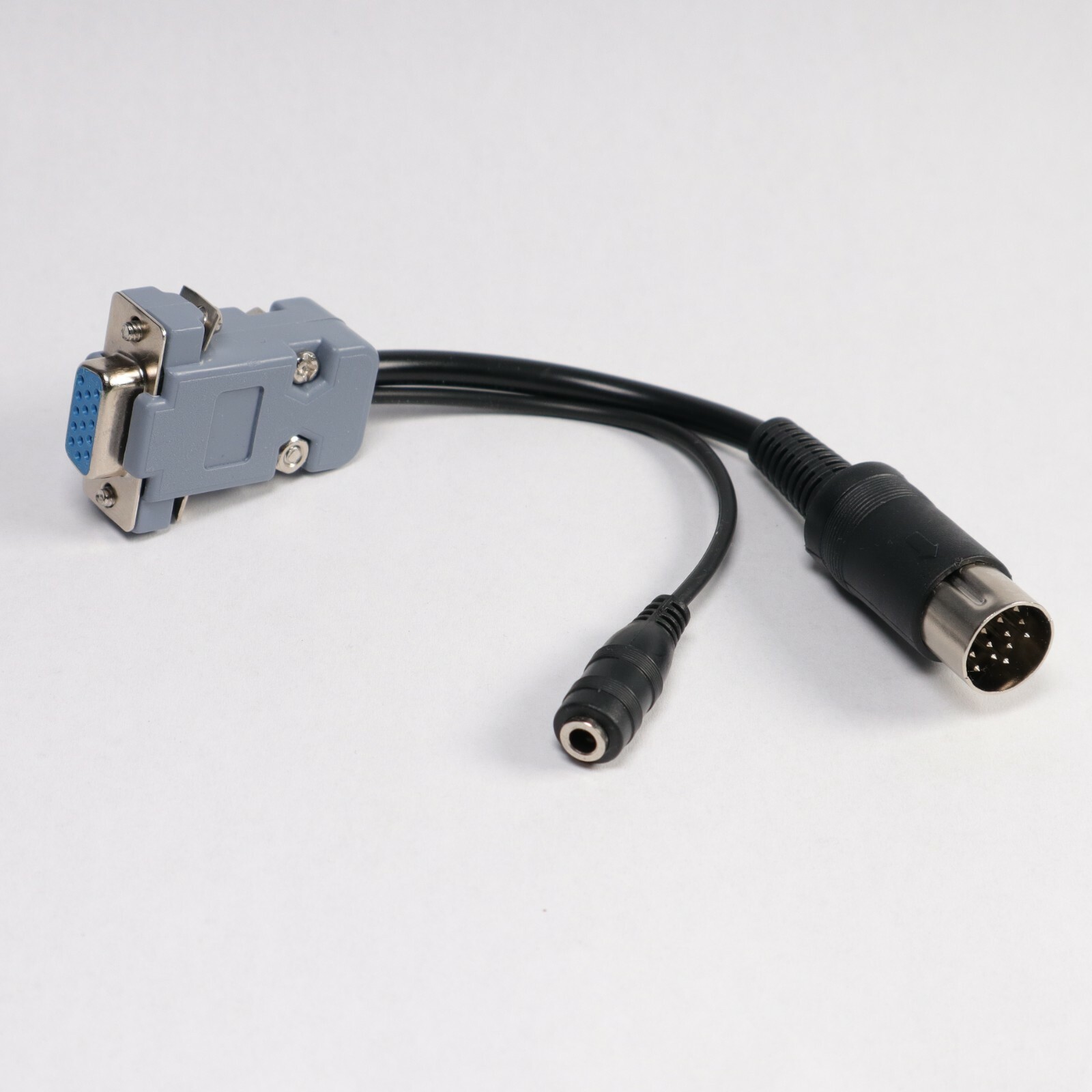 ATARI ST VGA FEMALE MONITOR ADAPTER CABLE WITH SOUND AUDIO COLOUR 15GHZ ...