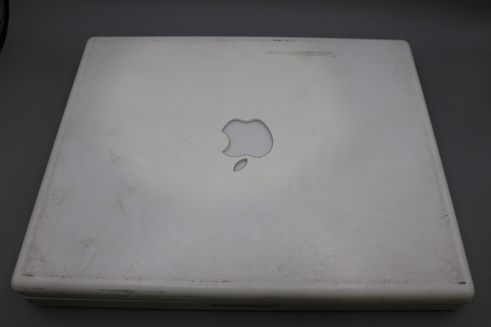 Apple iBook G4 - A1133- FOR PARTS- PLEASE READ- Dut's Deals | eBay