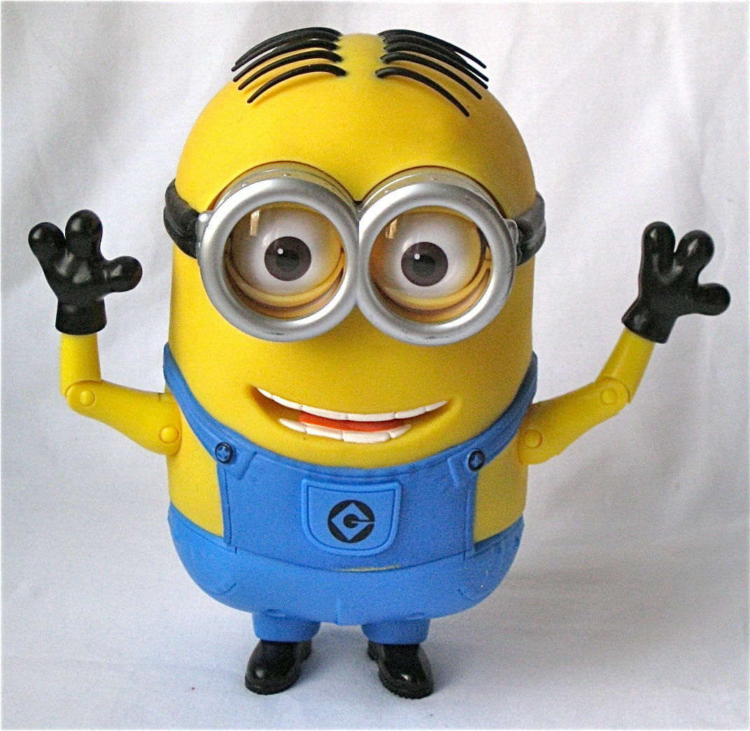 Minion Dave Despicable Me 4 Dave Mega Minion Speed Burst Figure