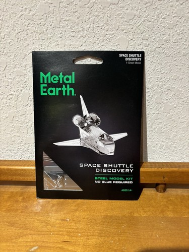 Metal Earth Space Shuttle Discovery Steel Model Kit | eBay