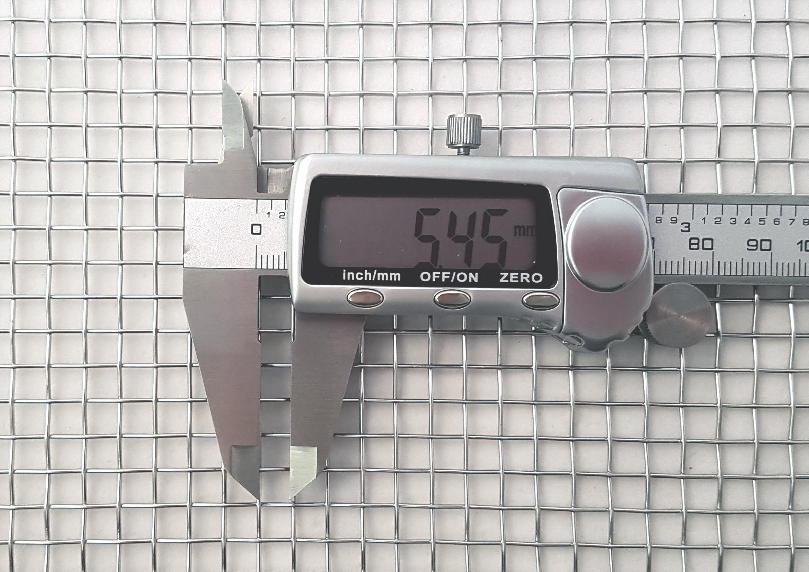 Stainless Steel woven wire mesh, 30cm square sheet. (Fine - Heavy duty ...