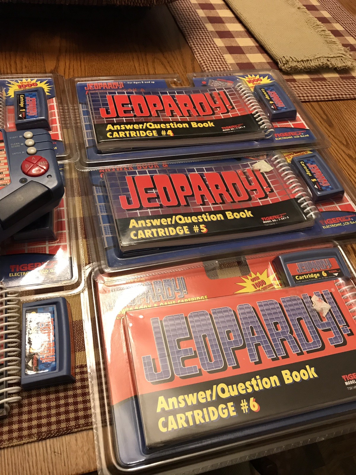 VINTAGE 1995--TIGER JEOPARDY GAME--7 TRIVIA BOOKS & 7 CARTRIDGES ...