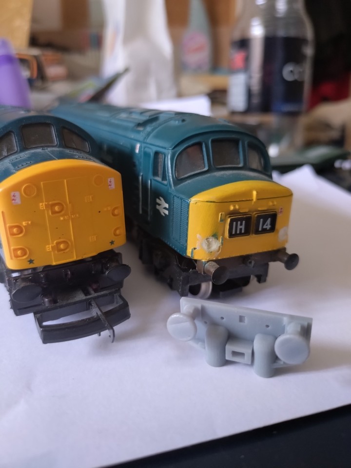 Mainline, Early Bachmann Class 45 Lima 40 Replacement Buffer Beam & Nem ...