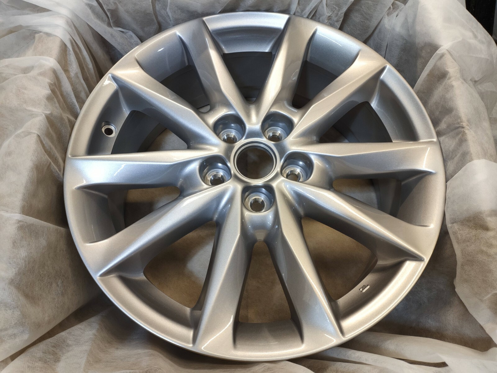 GENUINE 18" Inch Alloy Wheel - Mazda 3 BM 2016-2019 18x7J P=114.3 O=50 ...