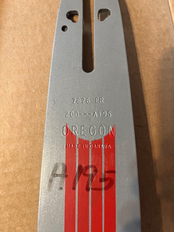 Wow nos vintage chainsaw 7876 ,200-a195 Oregon chainsaw bar .Sprocket ...