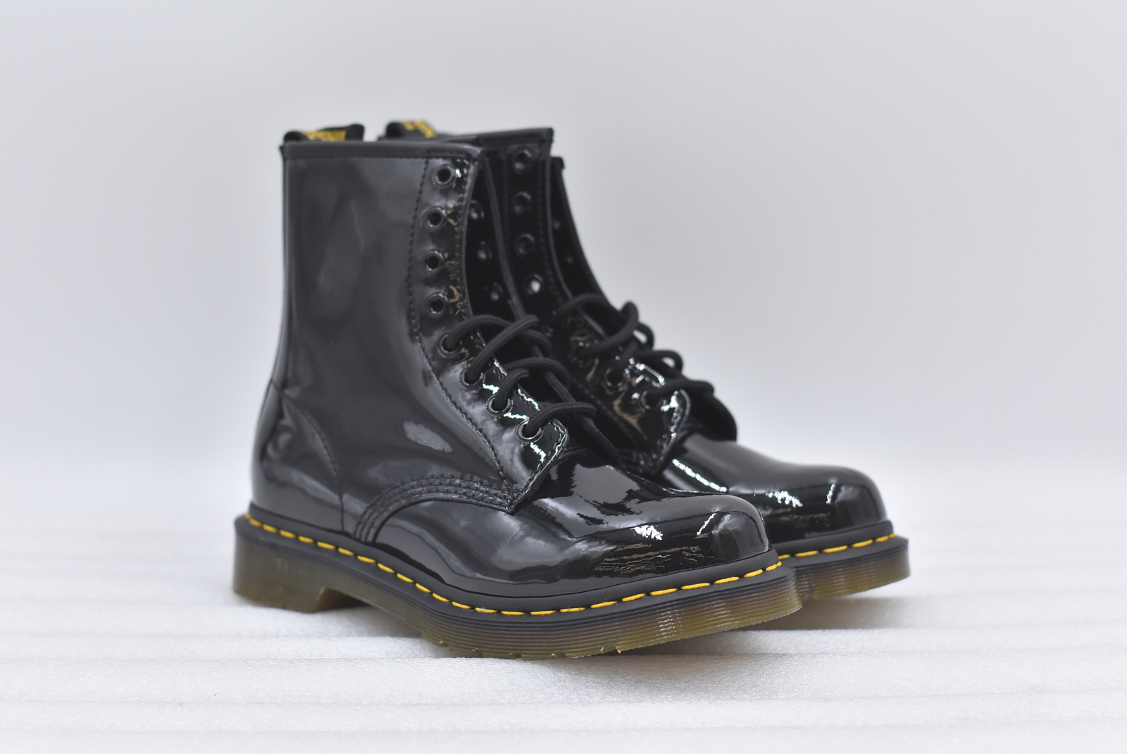 Women's Dr. Martens 1460 W Patent Leather Combat Boots in Black, US7 EU38