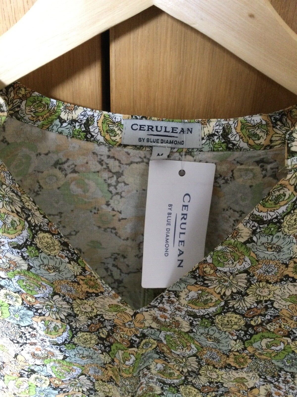 Cerulean By Blue Diamond Beautiful Flower Printed Blouse -Brand New ...