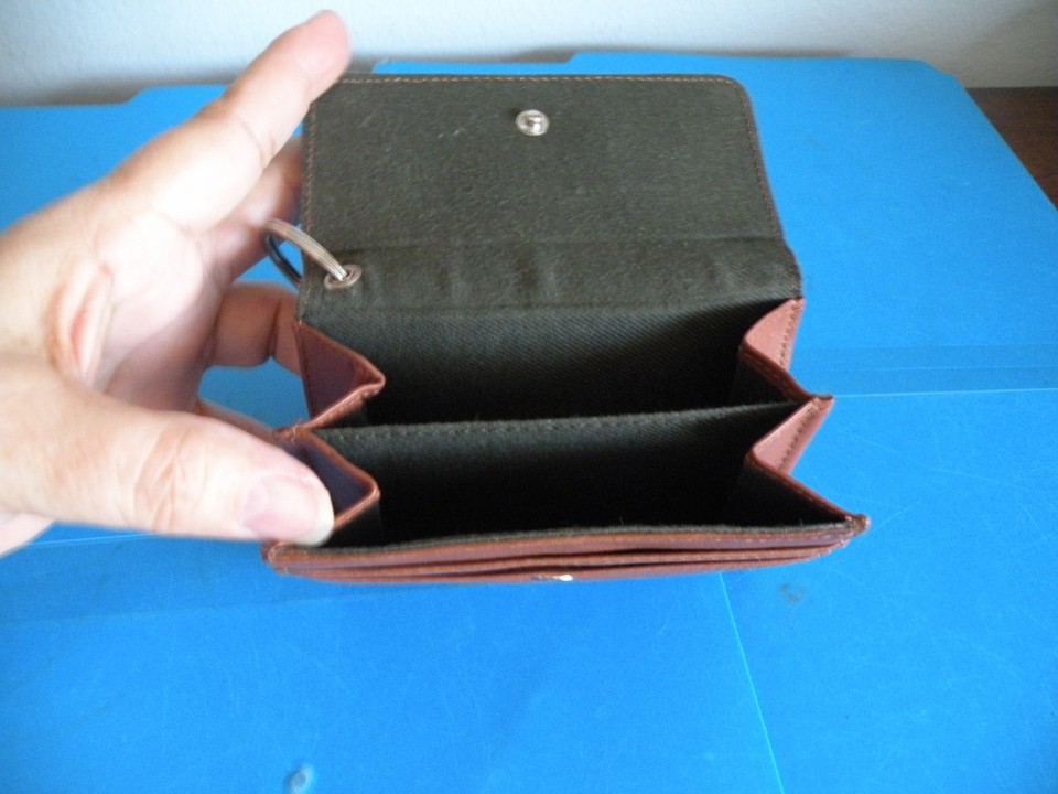 Nine West Wallet brown w ID window and key ring Great shape O3 | eBay