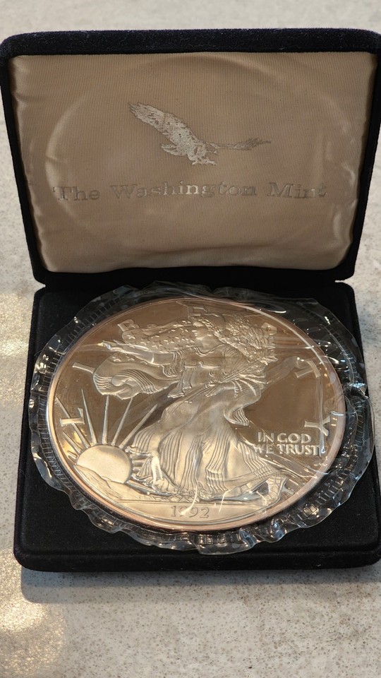 Washington Mint .999 Fine Silver 16 Troy Ounces Round Walking Liberty ...