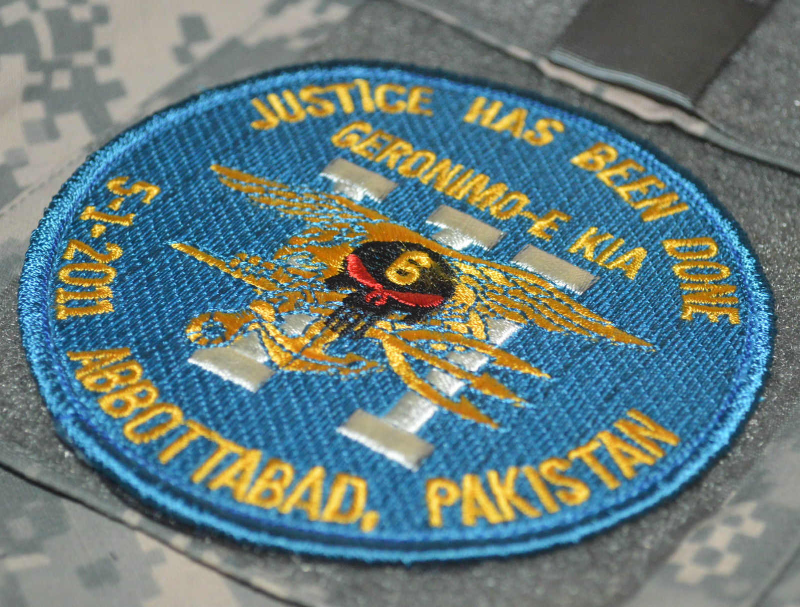 OFFICIAL SEAL EXECUTE JUSTICE DONE INSIGNIA: Osama bin Laden KIA ST6 5 ...