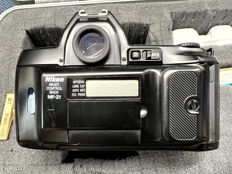 Nikon N8008s 35mm SLR Film Camera Bundle 55mm Nikon Lens Flash w ...