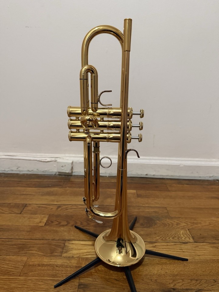 Yamaha YTR-8310ZII Bobby Shew Custom-Z Professional Bb Trumpet Gold ...