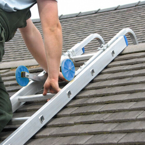 UNIVERSAL ROOF EXTENSION LADDER HOOKS KIT c/w WHEELS & FIXINGS LIFETIME ...