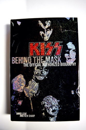 KISS BEHIND THE MASK BOOK AUTHORIZED BIO 2003 OFFICIAL KISS CATALOG ...