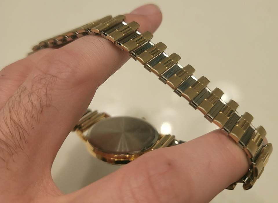 Texton Accutron Gold Accent Bell Helicopter 25 Year Service Watch ...