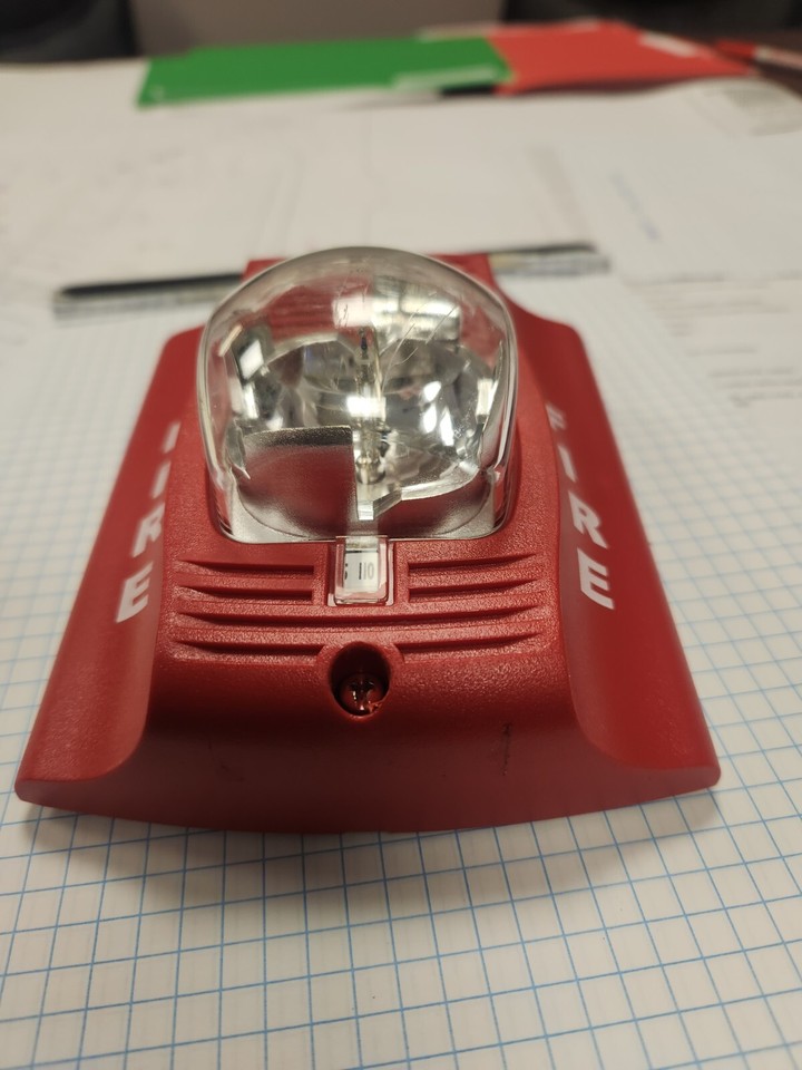 System Sensor P2R Horn Strobe Removed in Working Condition w/ Mounting ...