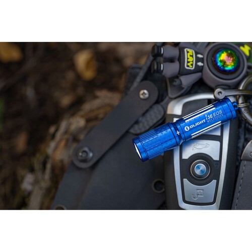Clip & Olight I3E EOS Olight Stellar Blue EDC Keychain LED Flashlight ...