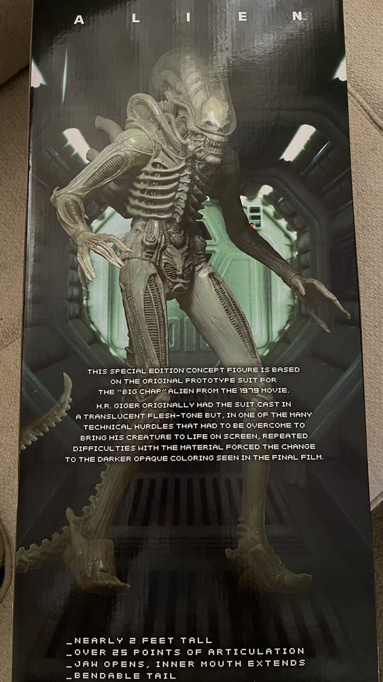 NECA Aliens Xenomorph Translucent Prototype Suit Concept Figure 1/4 ...