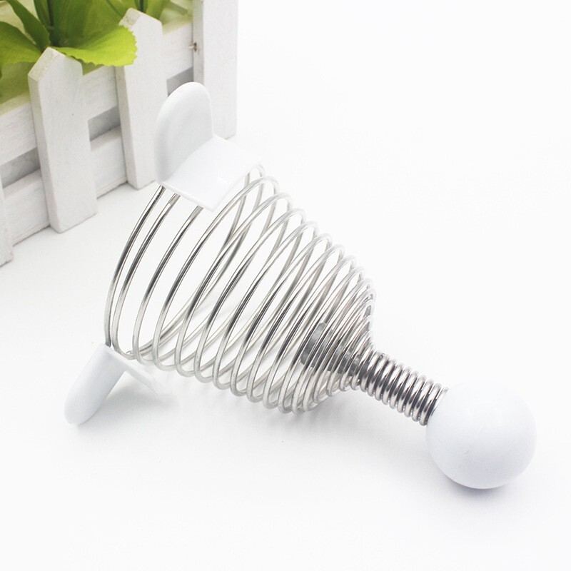 NEW Spring nut sheller Creative kitchen gadgets Spring nutcracker ...