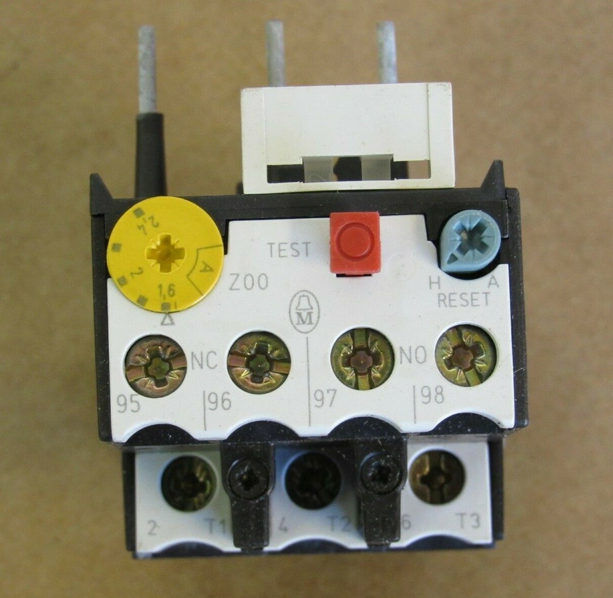 MOELLER THERMAL OVERLOAD RELAY Z00-2,4 1.6-2.4A | eBay