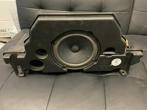 2017-2018 Audi A4 Rear Subwoofer Speaker | 8W9035382B | OE | Black
