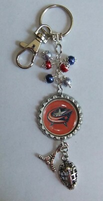 NHL INSPIRED HOCKEY TEAM FLAT BOTTLE CAP KEYCHAINS (CHOSE FROM 30 TEAMS ...