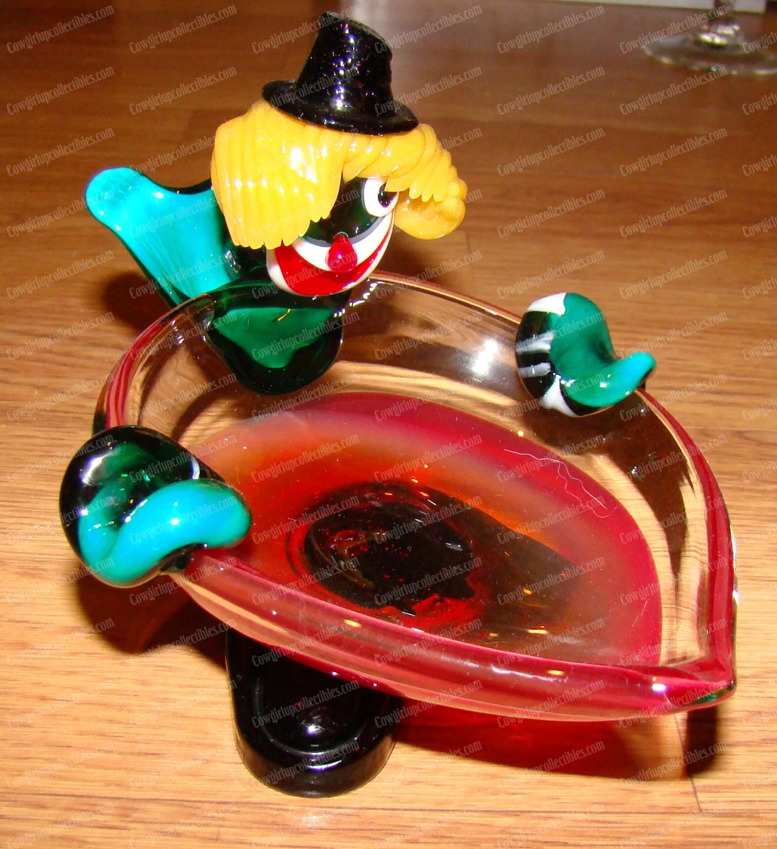 Ucagco Collectibles