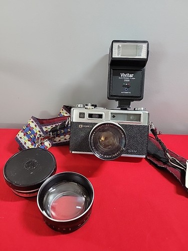 Yashica Electro 35 GSN 35mm Film Camera 45mm F1.7 JAPAN W/ Flash ...
