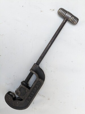 Vintage/Antique HOLLANDS MFG. CO. 3 Wheel Pipe Cutter, Erie PA. U.S.A ...