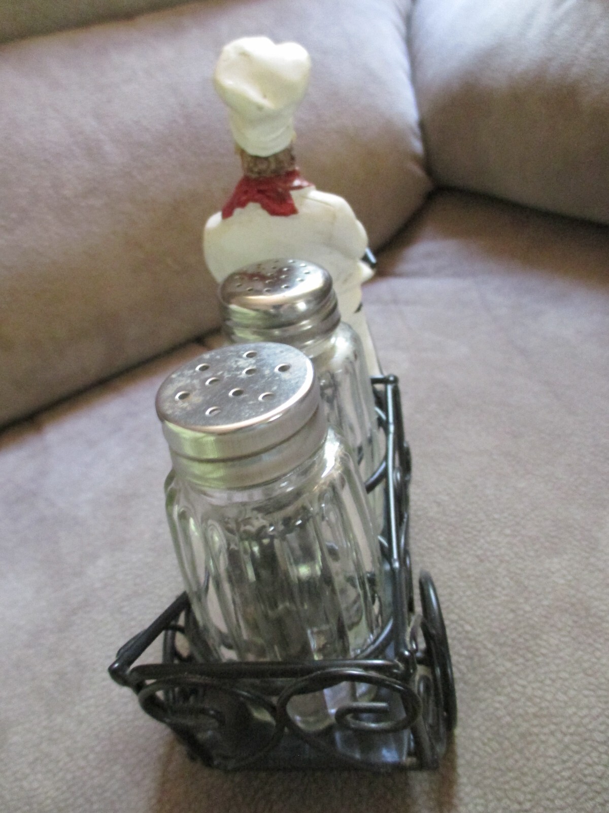 French+Bistro+Chef+Riding+on+Bicycle+Cart+Salt+and+Pepper+Shakers ...