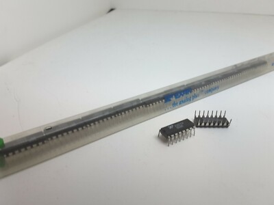 (13) XR2567CP Dual Tone Decoder 0.01 Hz to 500 kHz NEW IN FACTORY TUBE ...