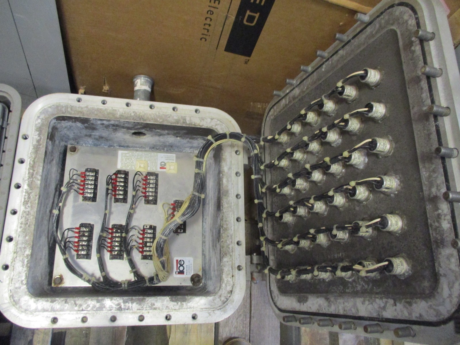 EXPLOSION PROOF 16X16X8 JUNCTION BOX | eBay