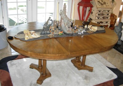 Post-1950 - Baker Dining Table