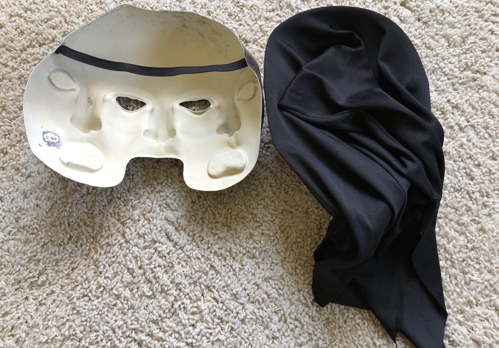 Masquerade Ball Halloween Masks (Chrome Mask & Amscan… - Gem