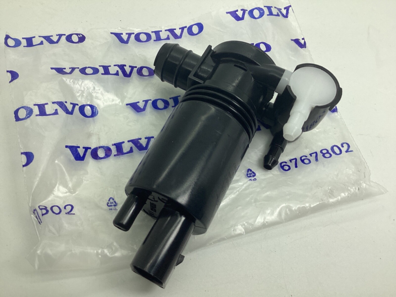 2018 Volvo Xc40 LHD Windscreen Washer Pump 31693155 for sale online | eBay